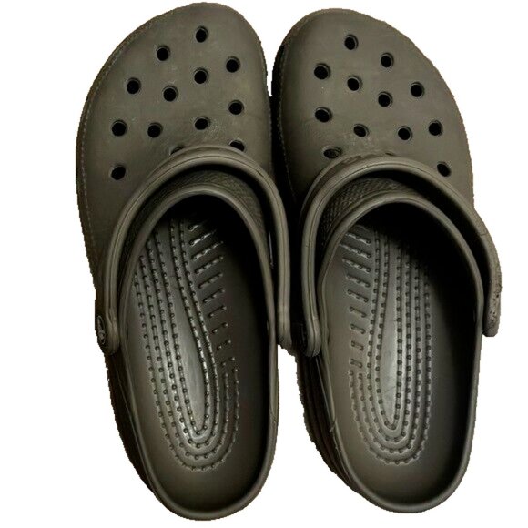 CROCS | Shoes | Crocs Clog Roomy Fit Khaki Size W 1 M 9 | Poshmark